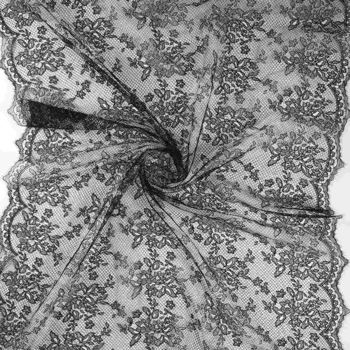 Encaje fantasia negro